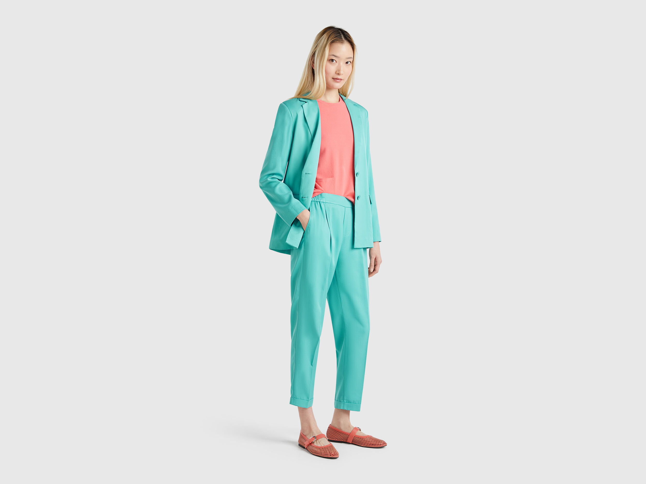 Women's Relaxed Fit Trousers New Collection | Benetton Women's Relaxed Fit Trousers New Collection | Benetton